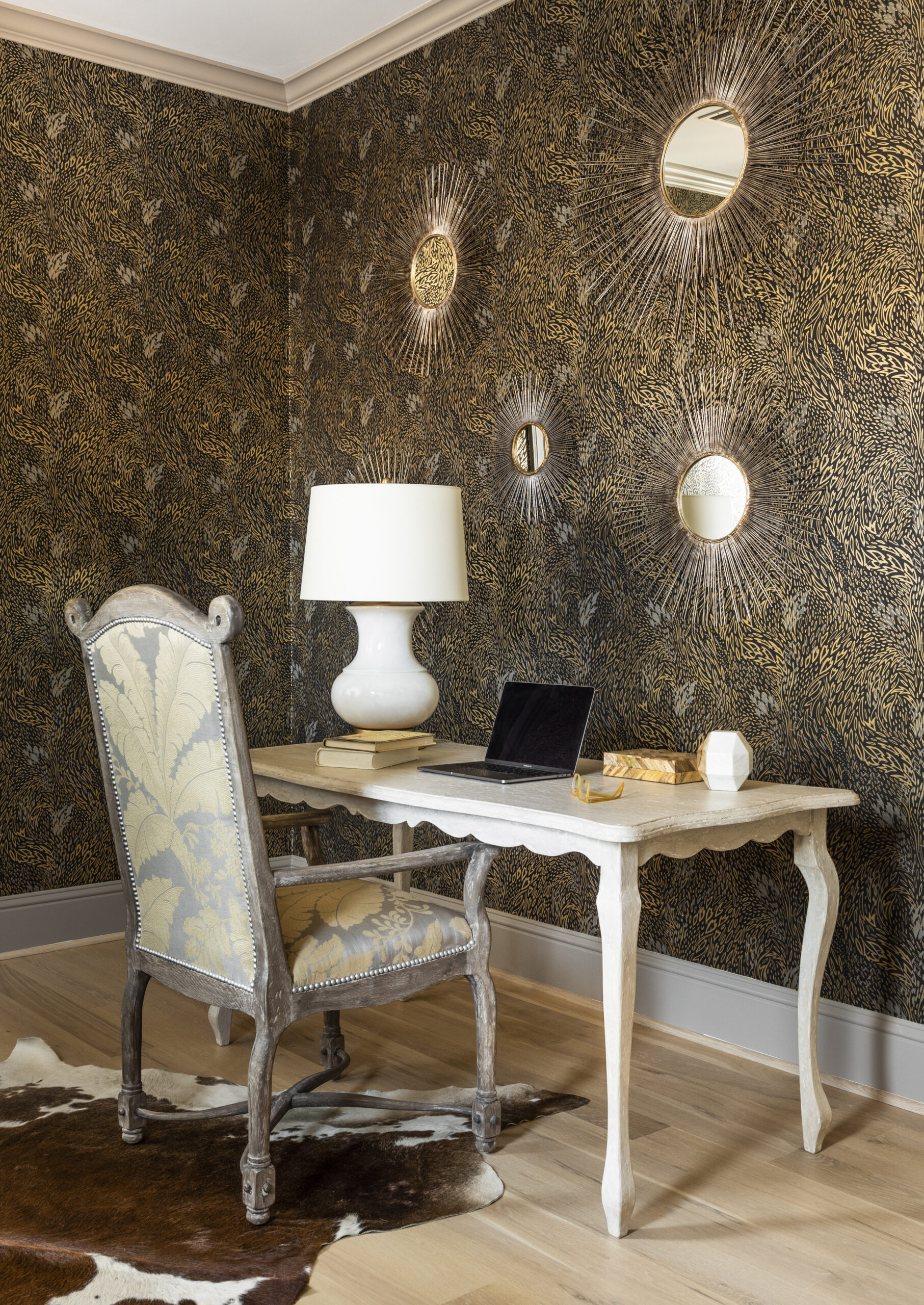Global Muse | Linda Eyles Design
